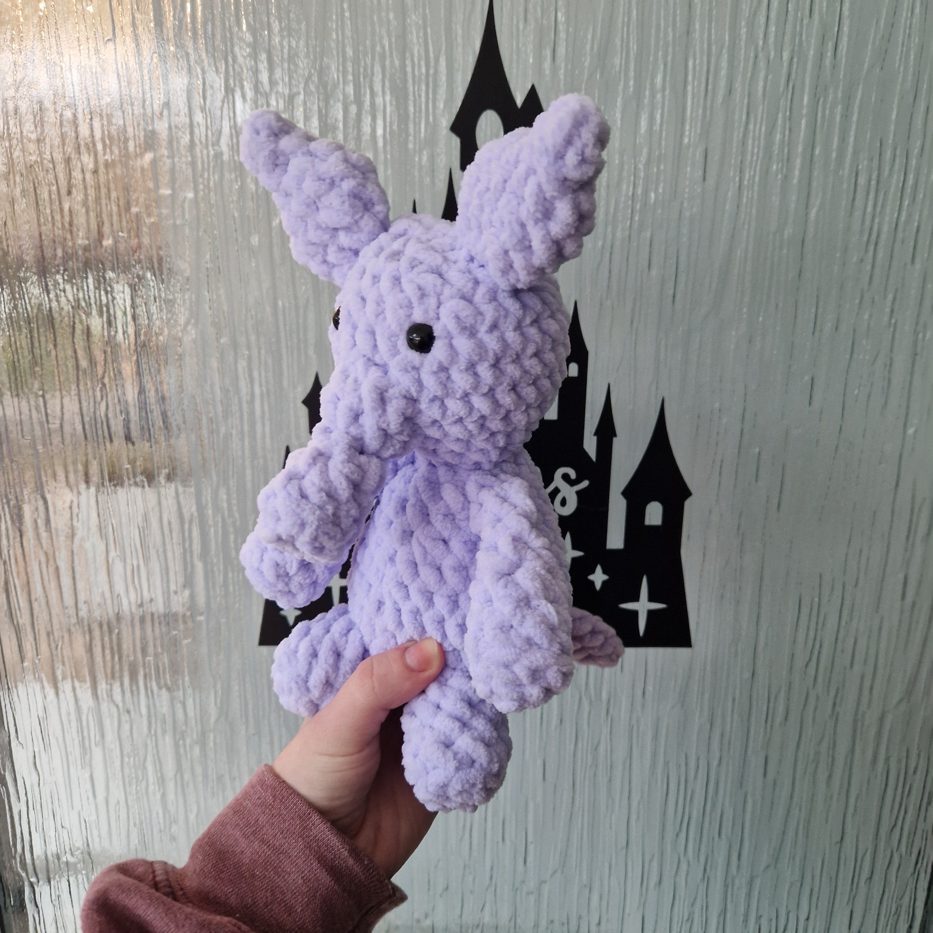 Chunky, super soft crochet aardvark – Molly Mouse Makes